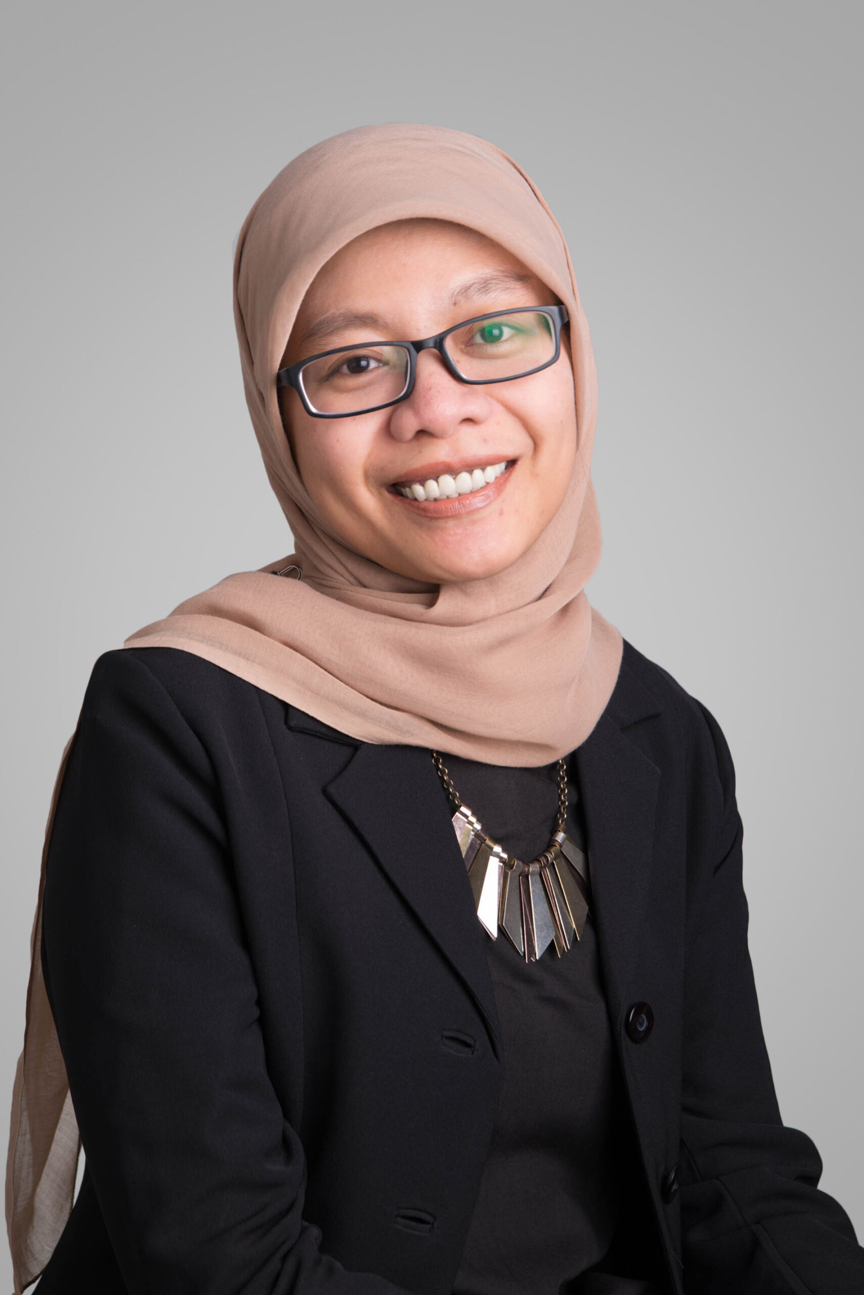 Airin Triwahyuni – Toko Buku Unpad Press